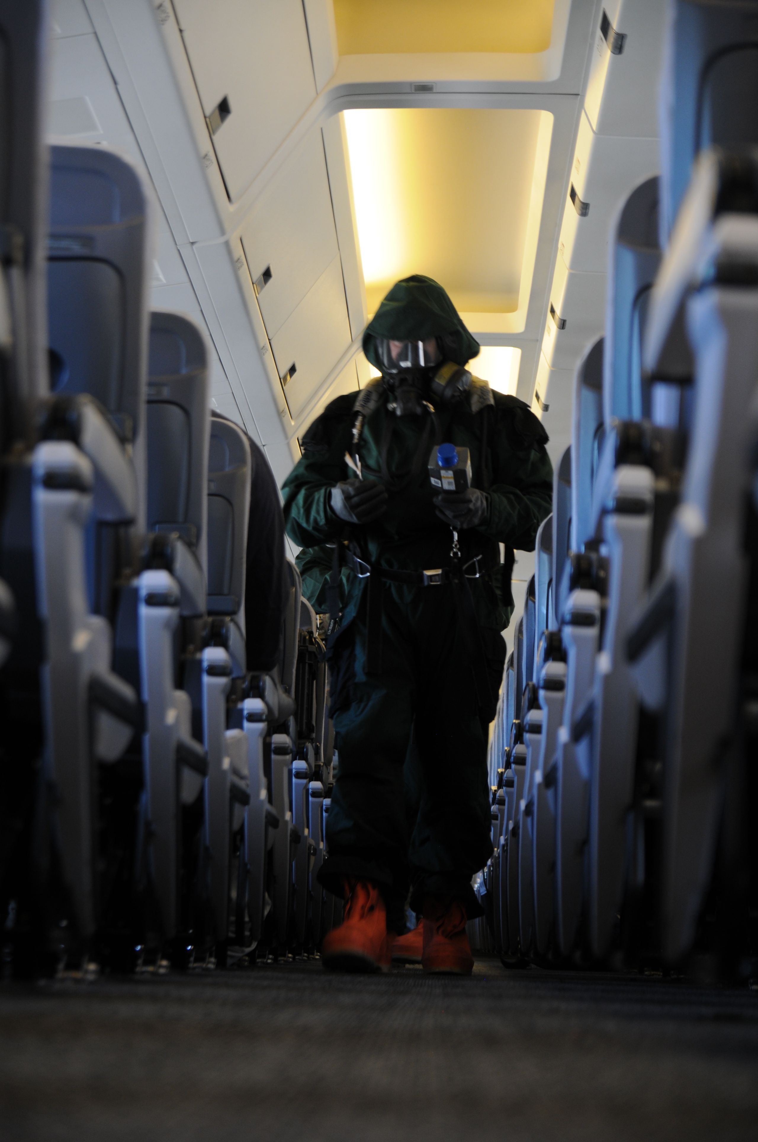 95th Civil Support Team engage in a CBRN/Hostage Rescue training exercise