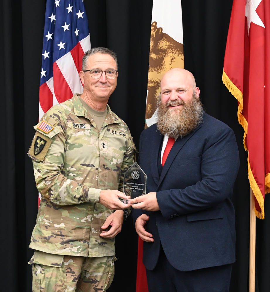 USPFO wins Department of Defense award